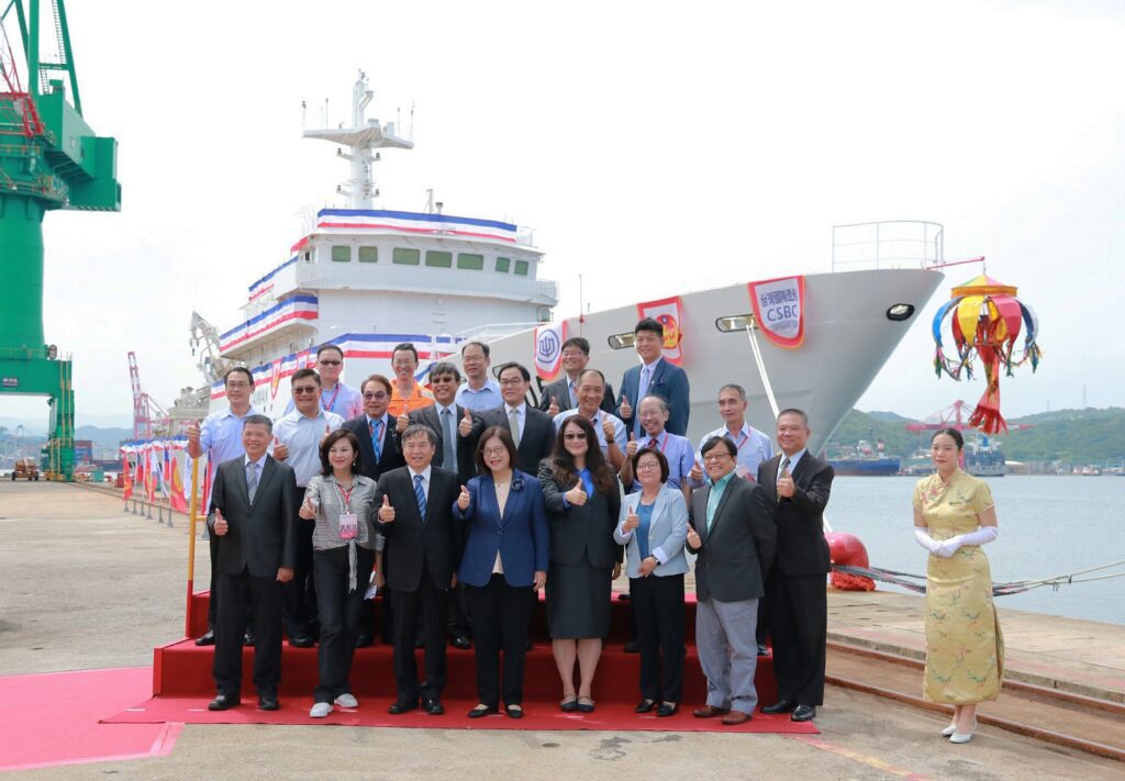 台船公司承造巡防救難艇PP-10086交船 「連江艦」命名下水聯合典禮 - 酷吧!CoolbarLIFE生活誌